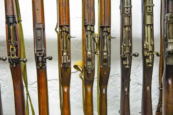 How Much Is an Original Hawken Rifle Worth? A Comprehensive Guide to ...